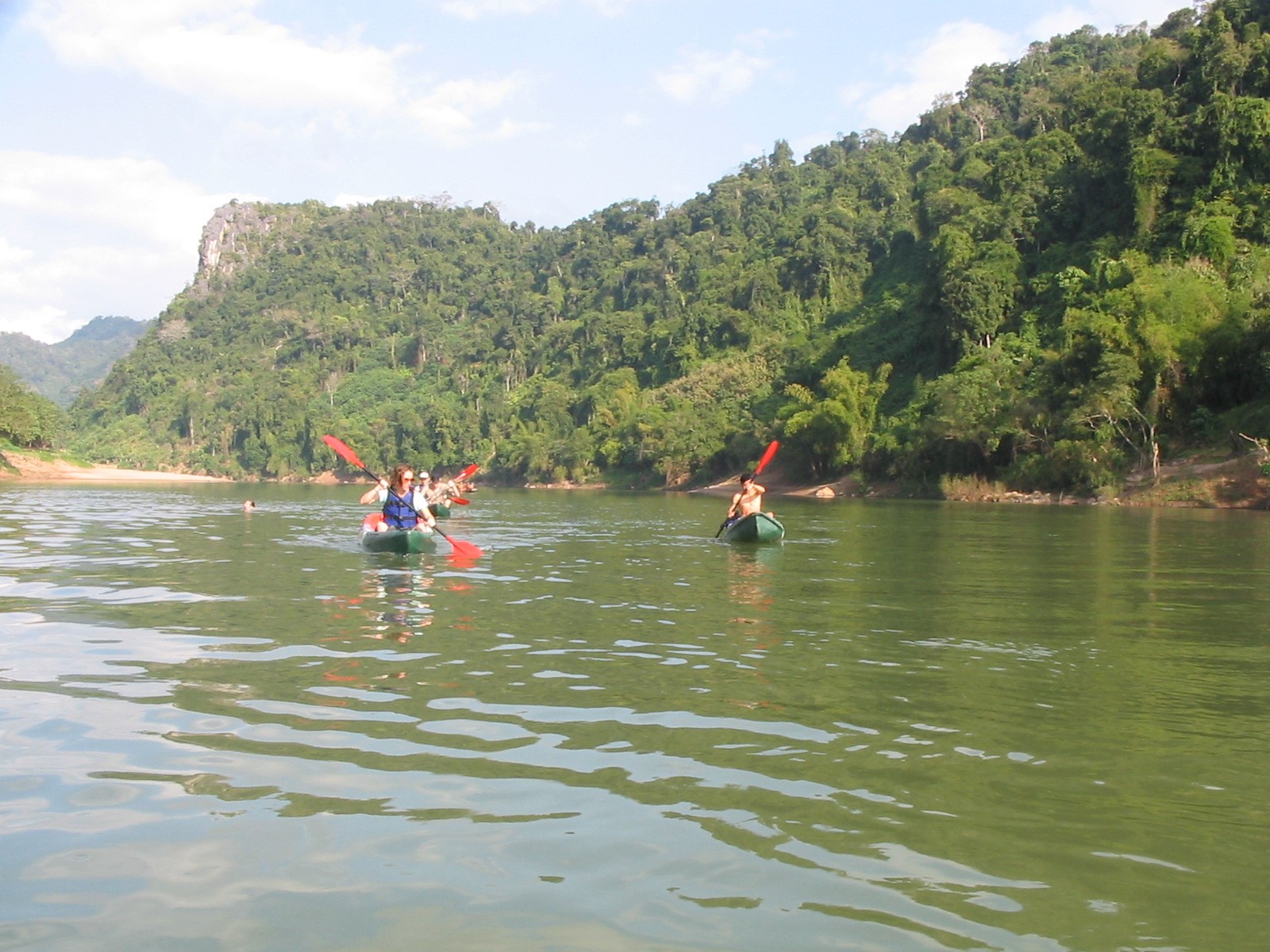 Kayak Nam Ou River – Manifa Travel, Luang Prabang, Laos Tour Company